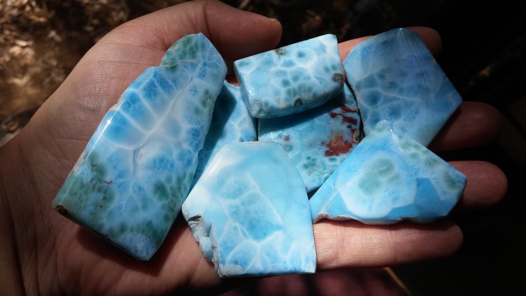 Larimar - Tom Jacobs